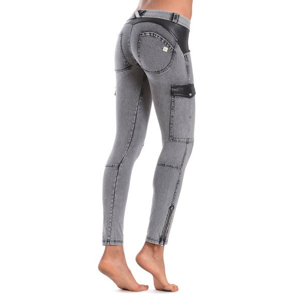 Freddy WR.UP® Denim Effect Cargo Pushup Pants, Shaping & Lifting - LIVIFY